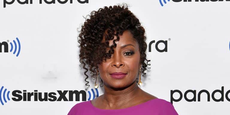 What is Crystal R. Fox doing today? Net Worth, Husband, Kids