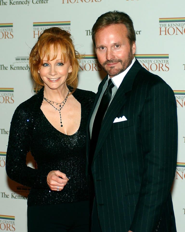 Elisa Gayle Ritter's Wiki: divorced Narvel Blackstock, net worth