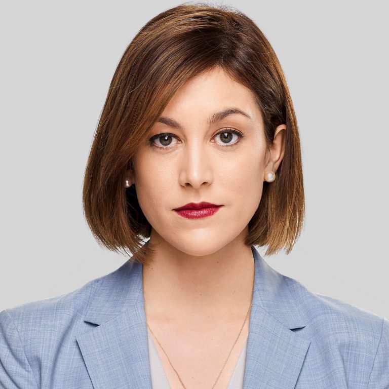 Caitlin McGee's Biography - Age, Height, Parents, Net Worth