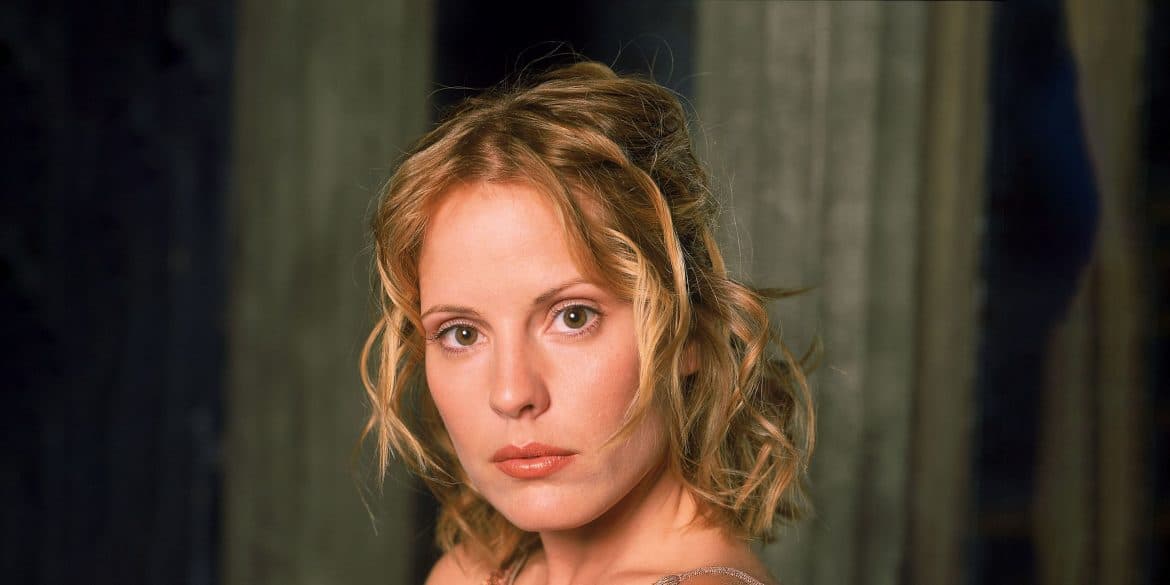 Emma Caulfield Ford Wiki: Husband, Net Worth, Family, Kids