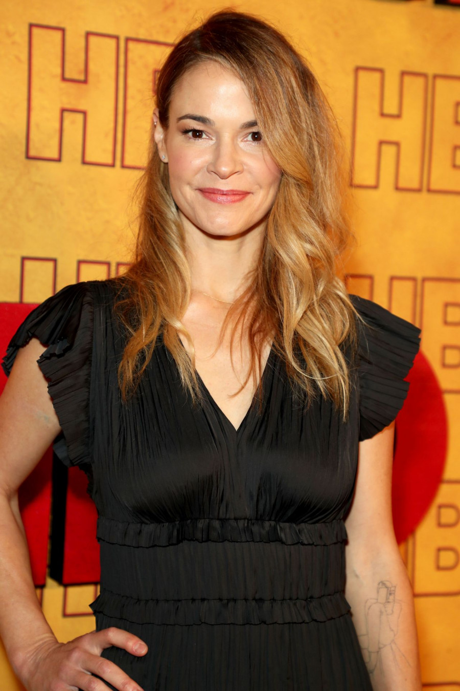 Is Leisha Hailey in relationship? Girlfriend, Height, Tattoo