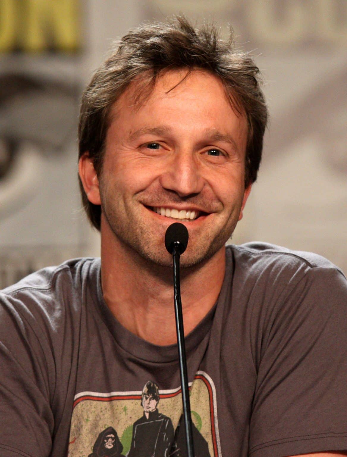 Breckin Meyer's Height, Net Worth, Relationships, Family, Wiki