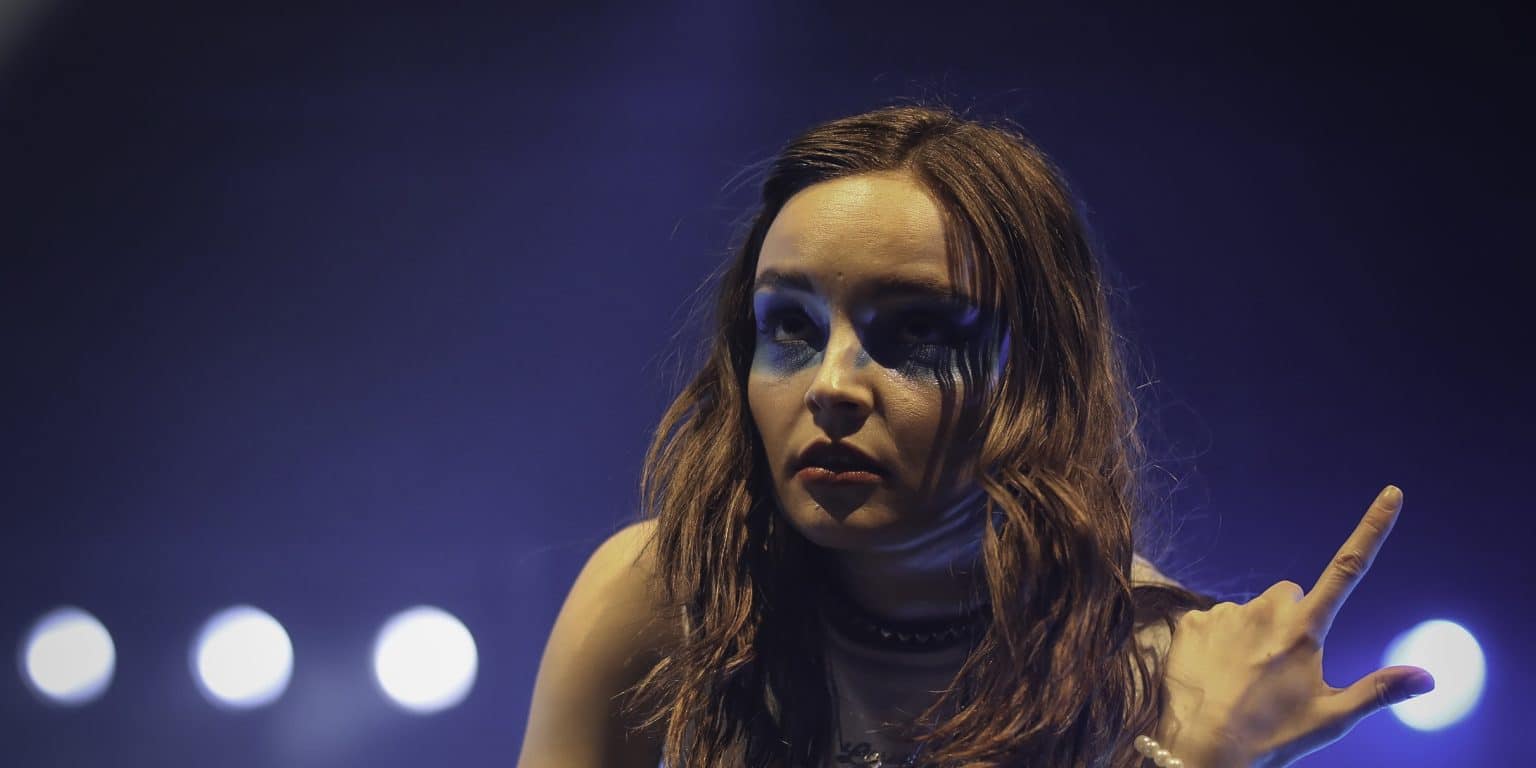 All About Lauren Mayberry from Chvrches: Height, Net Worth
