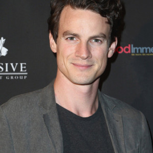 Luke Cook's Wiki: Baby, Wife, Net Worth, Height, Family