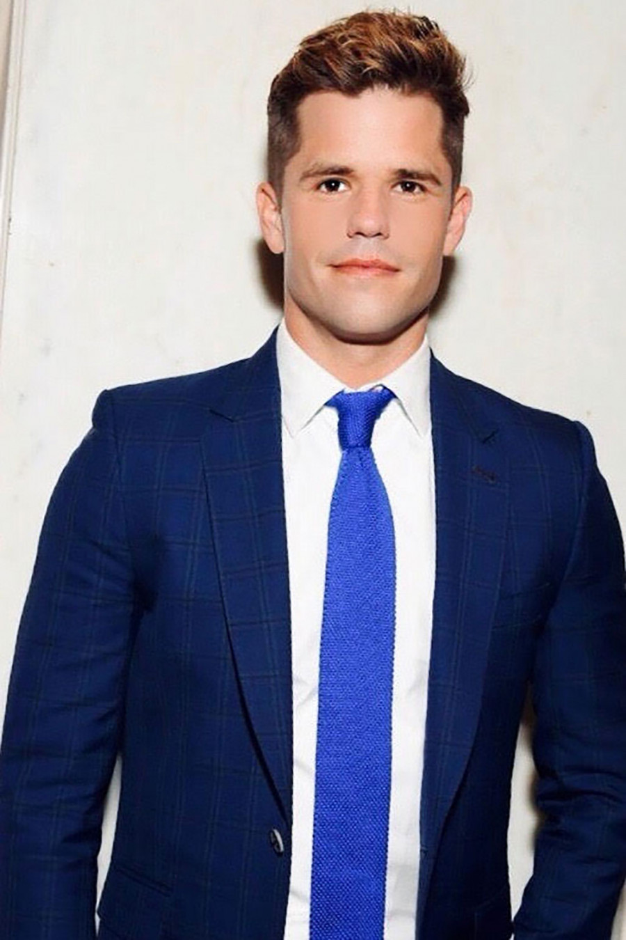 Who is Charlie Carver? Who is his boyfriend? Twins, Age, Bio