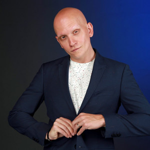 Anthony Carrigan's Biography: Wife, Hair, Eyebrows, Net Worth