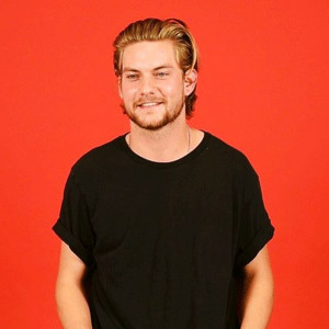 Jake Weary's Biography: Wife Vera Bulder, Height, Net Worth