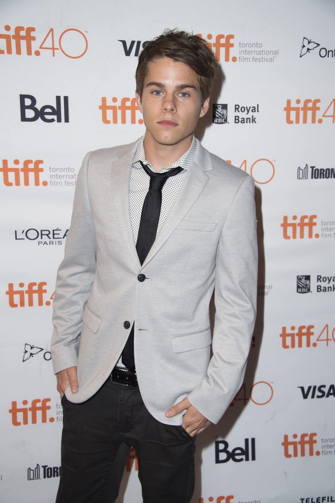 Jake Manley's Wiki (aka Fisher Webb on iZombie) Age, Parents