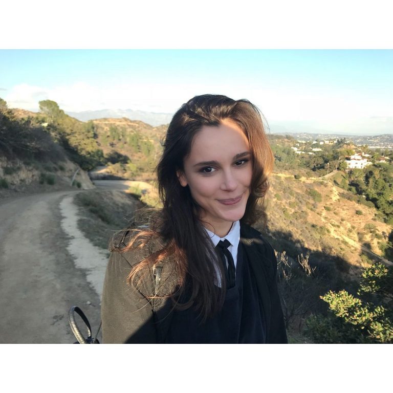 All About Bella Dayne: Measurements, Height, Husband, Wiki