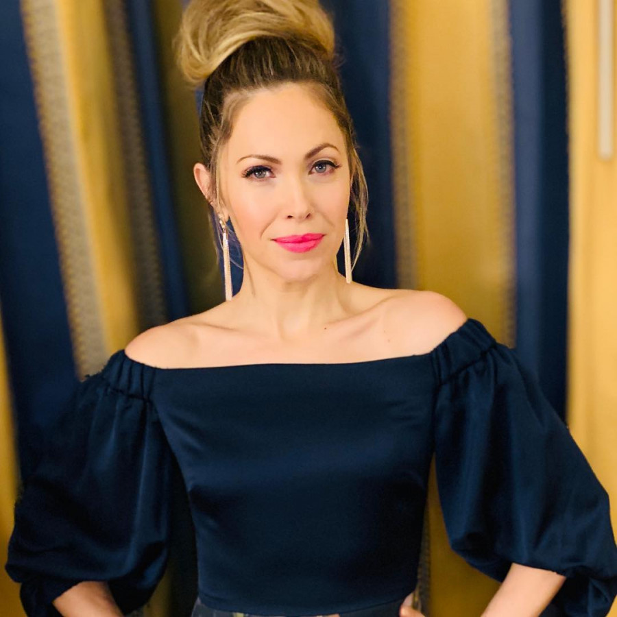 Pascale Hutton's Biography: husband, children, measurements