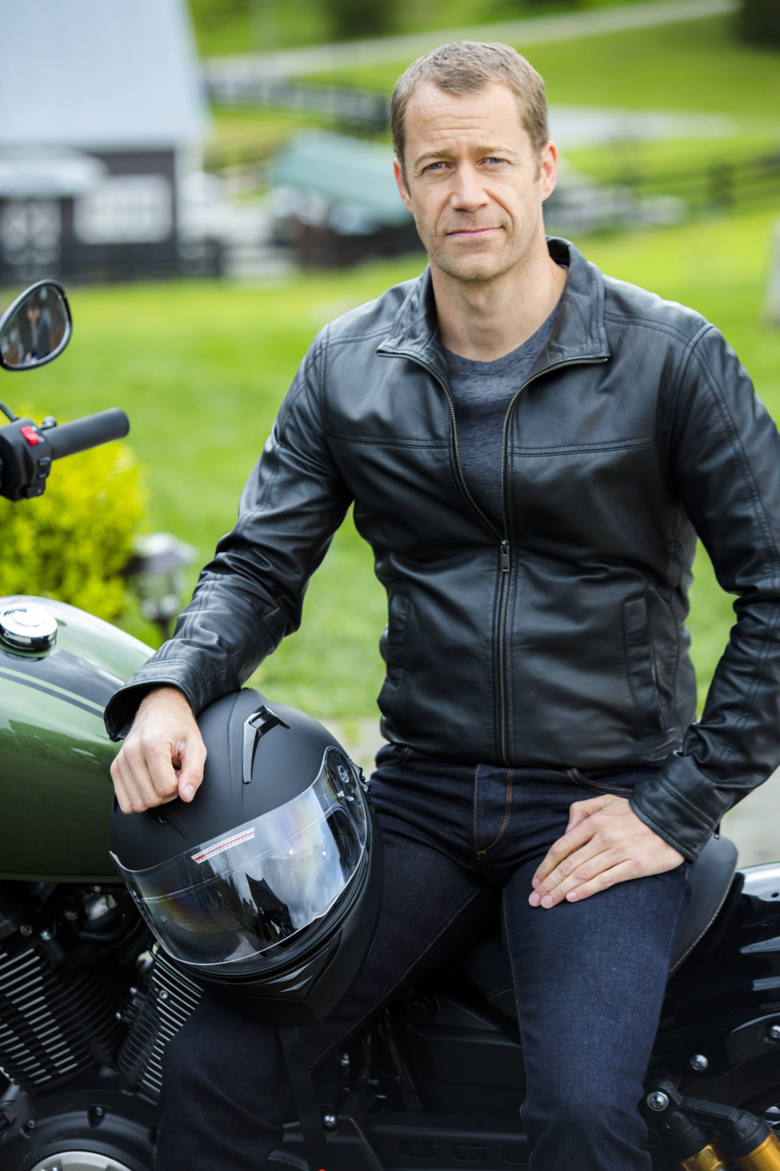 Colin Ferguson's Biography, Net Worth, Wife, Son, Height