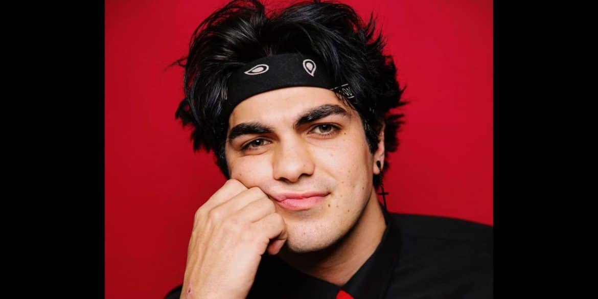 How old is Thomas Petrou? Age, Height, Net Worth, Girlfriend