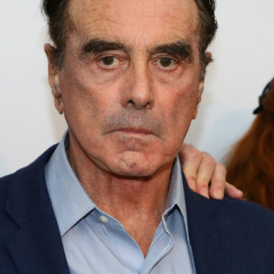 What is Dan Hedaya doing now? Net Worth, Wife, Family, Surgery