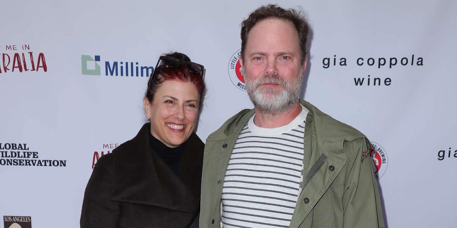Meet Holiday Reinhorn - 'Big cats' author, Rainn Wilson's wife