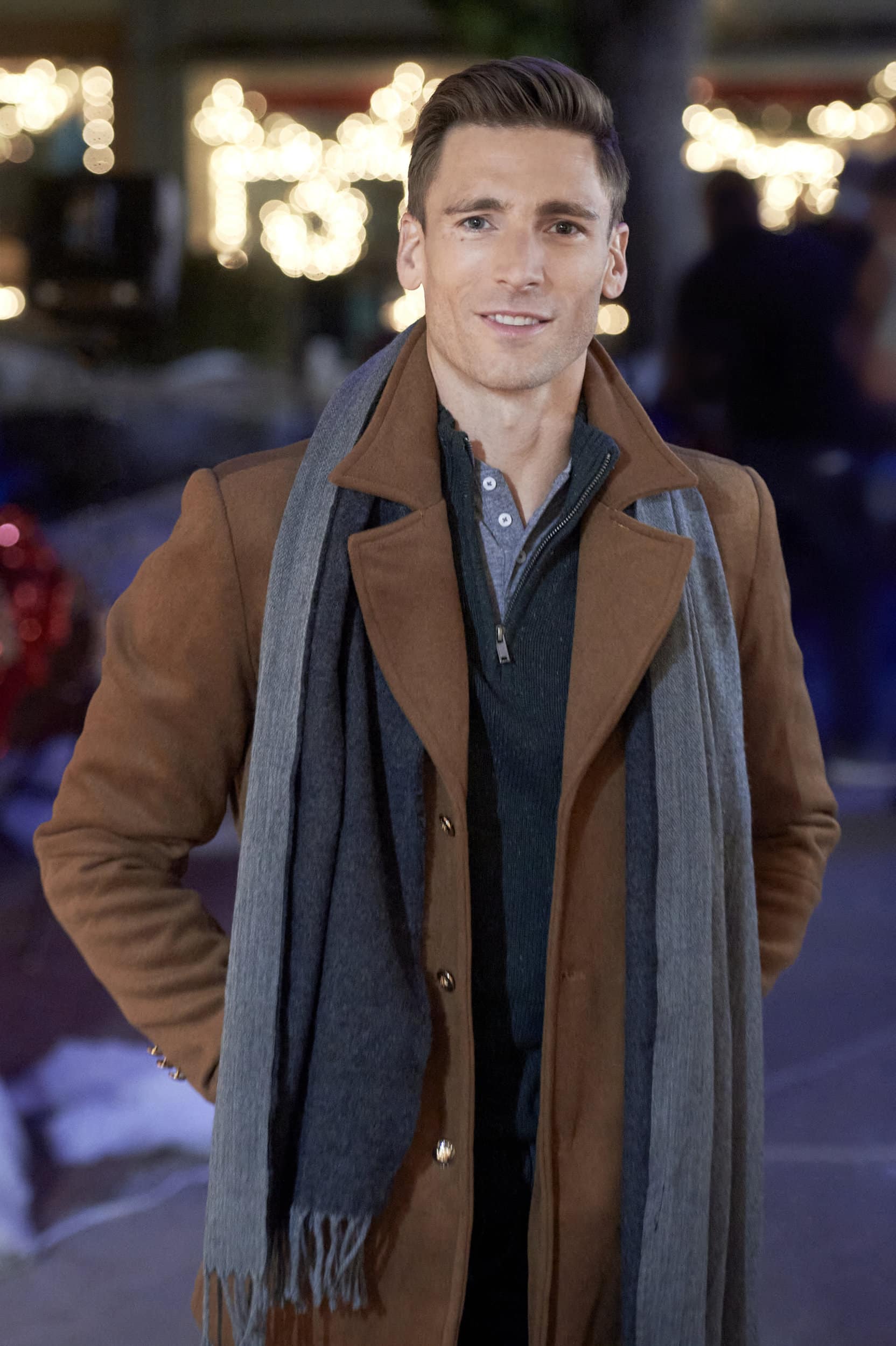 Andrew Walker's Biography: Net Worth, Wife, Family, Children