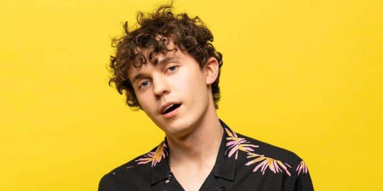 Youtube - The Biography