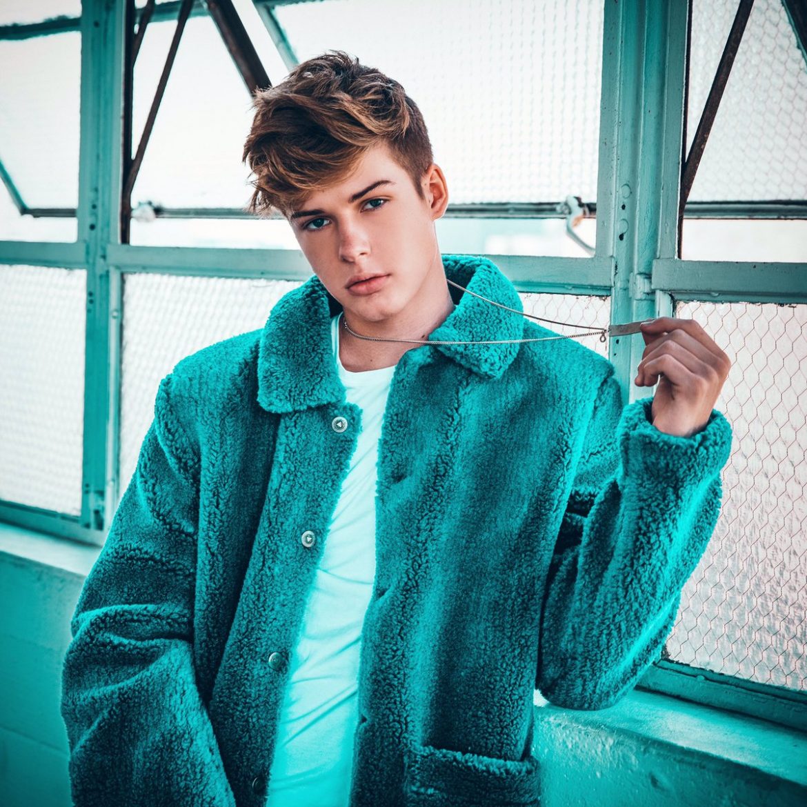Who is TikTok star Blake Gray? Height, Net Worth, Girlfriend, Wiki