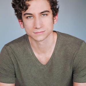 How old is Daniel Thrasher? Age, Girlfriend, Net Worth, Biography