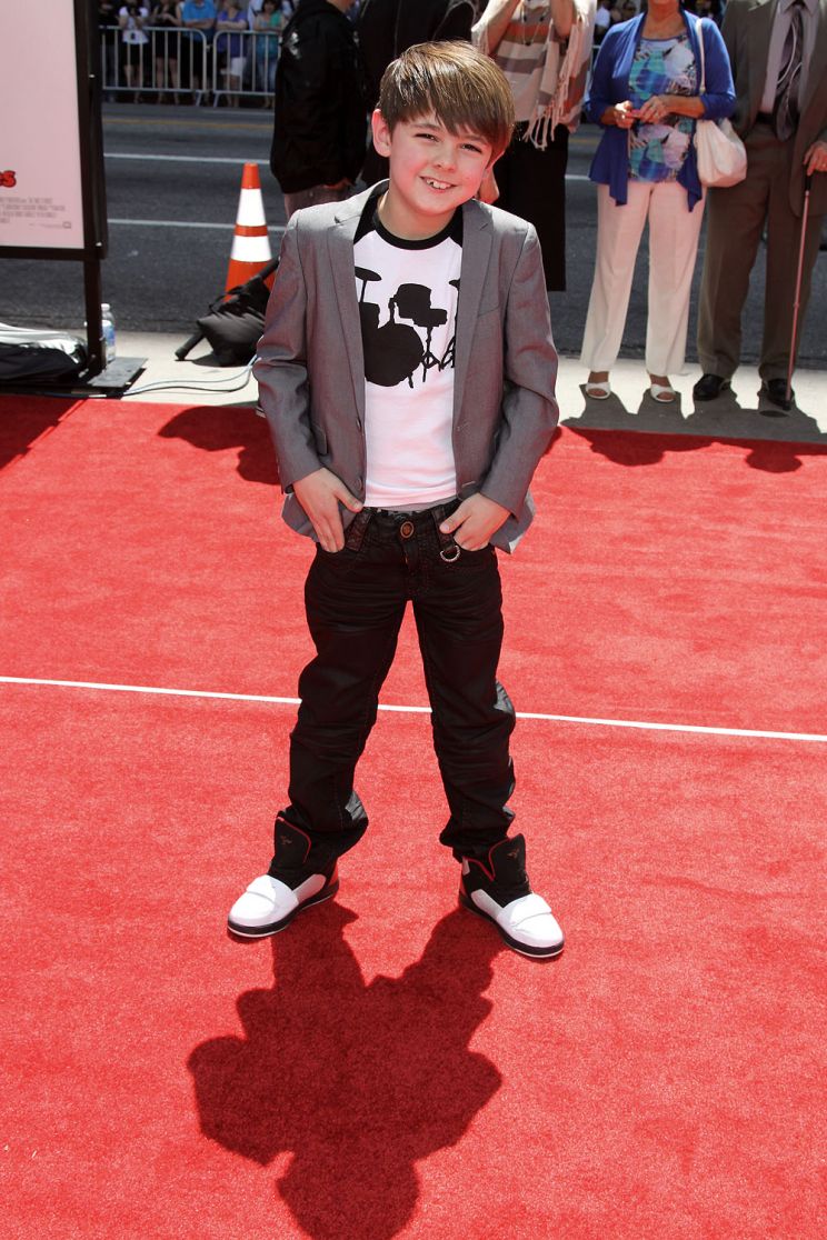 All About 17yo Actor Max Charles: Net Worth, Girlfriend, Parents