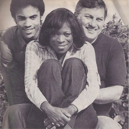 Sy Kravitz’s Biography, Net Worth, Ex Wife Roxie Roker, Children