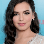 Who is Isabella Gomez? Age, Measurements, Boyfriend, Parents