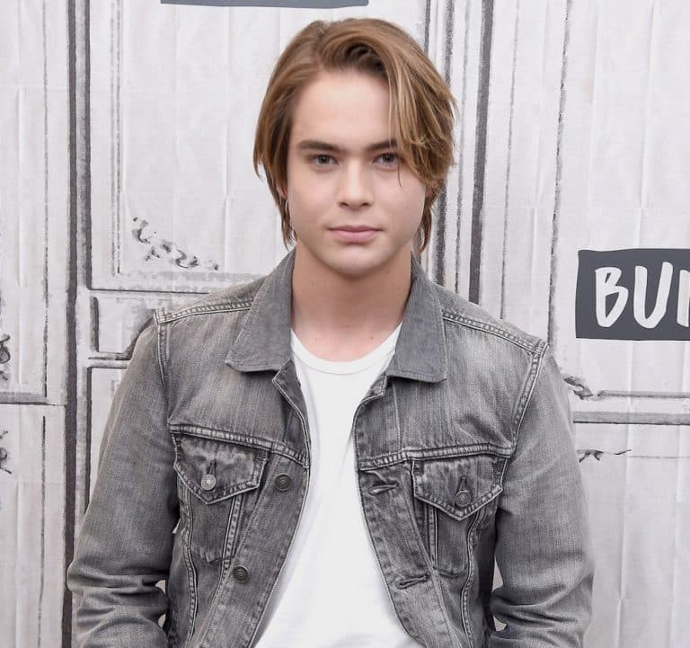 Who is Judah Lewis? Net Worth, Girlfriend, Parents, Wiki