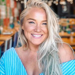 Who is Alix Traeger? Age, Measurements, Husband, Net Worth