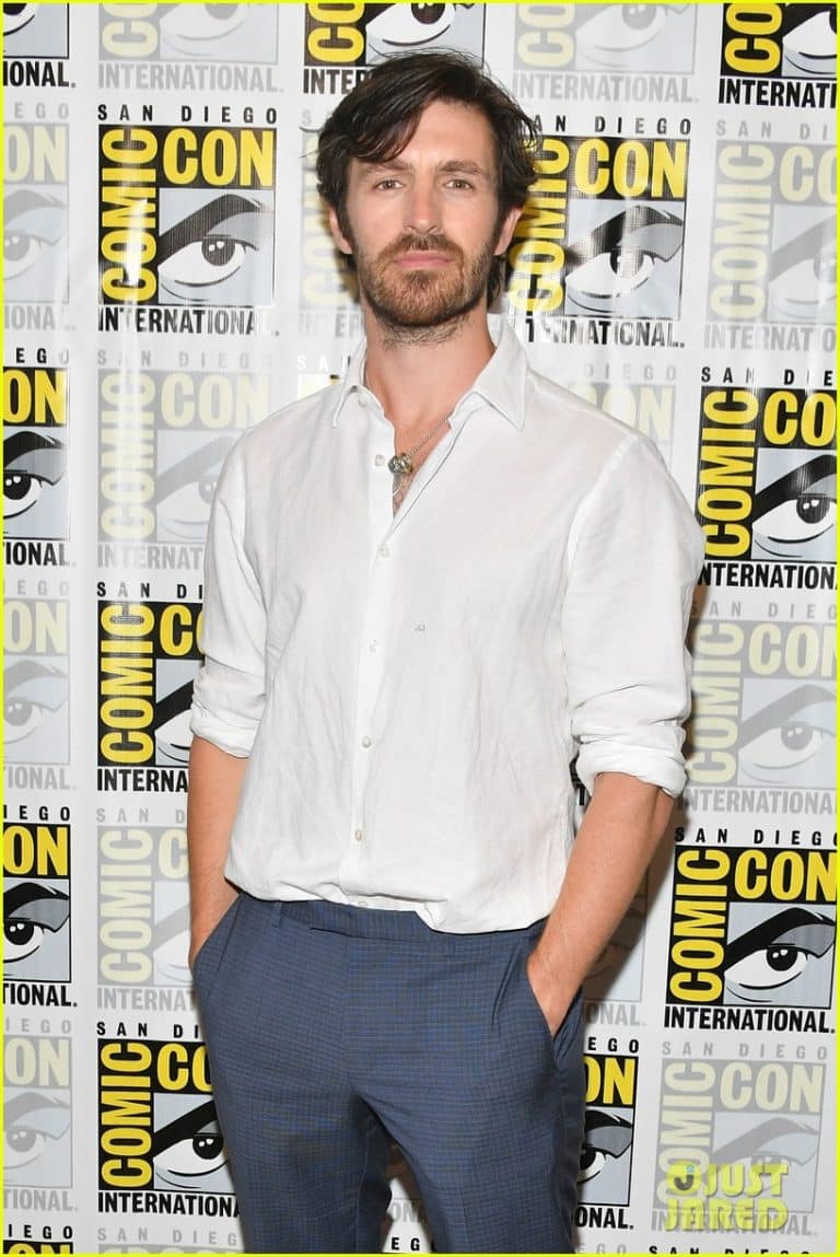 Eoin Macken's Biography: Engaged, Wife, Net Worth, Family, Age