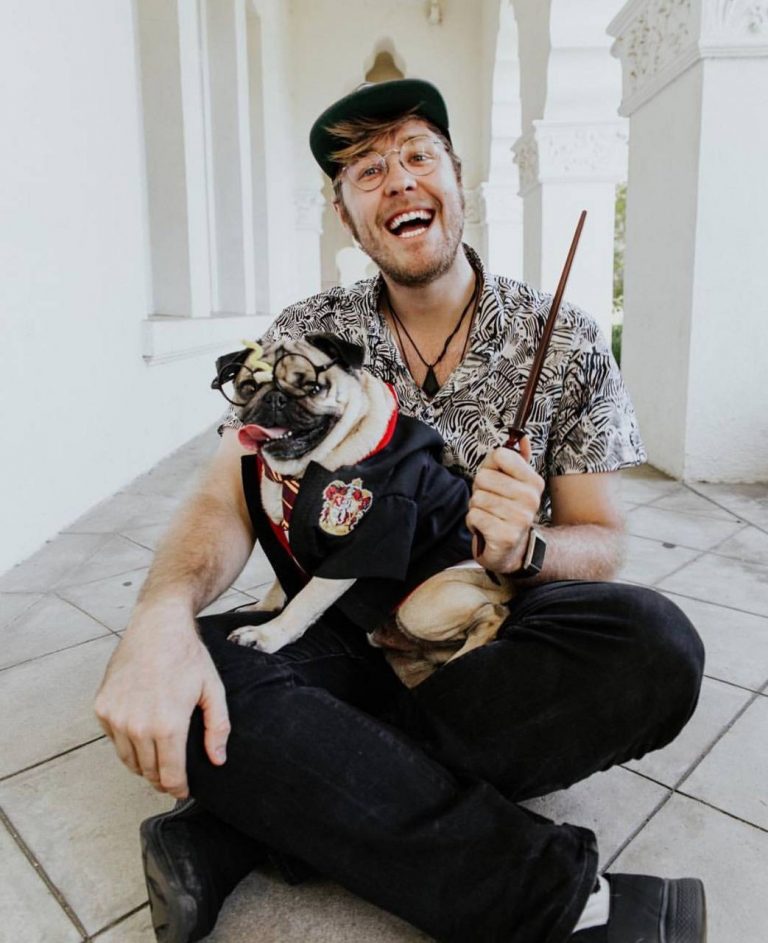 Details About Garrett Watts: Age, Boyfriend, Net Worth, Height, Bio