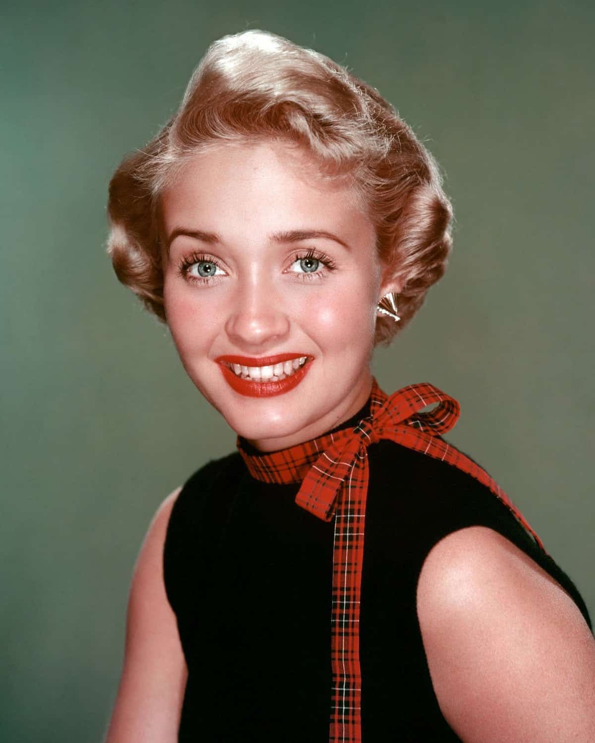 Jane Powell's Biography: Spouse, Net Worth, Height. Still Alive?