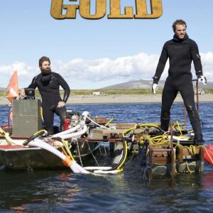 Who commits suicide on Bering Sea Gold?