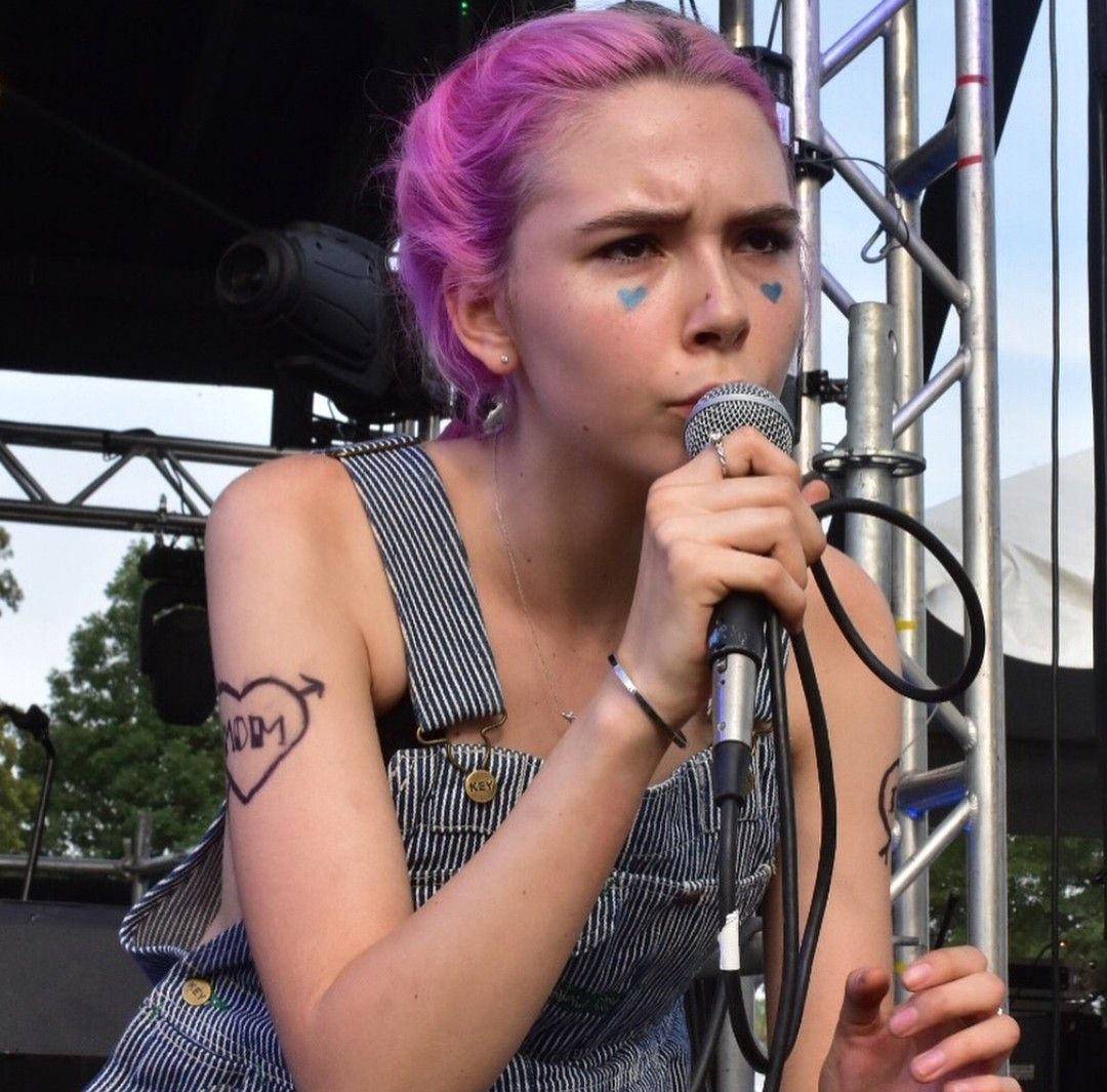 Details About Lydia Night Wikipedia, Biography, Age, Family, Height ...