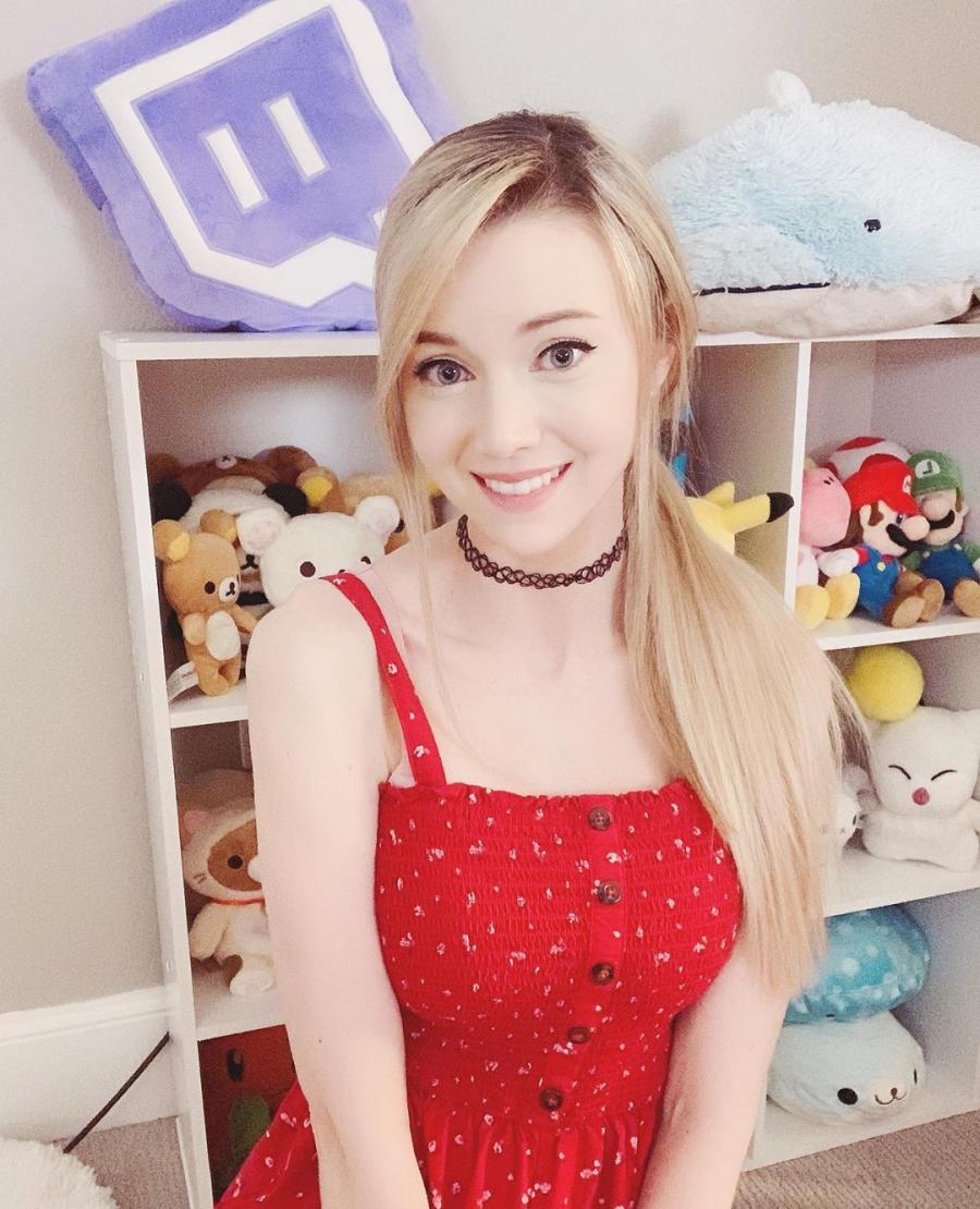 What happened to DizzyKitten? Age, Real Name, Boyfriend, Wiki