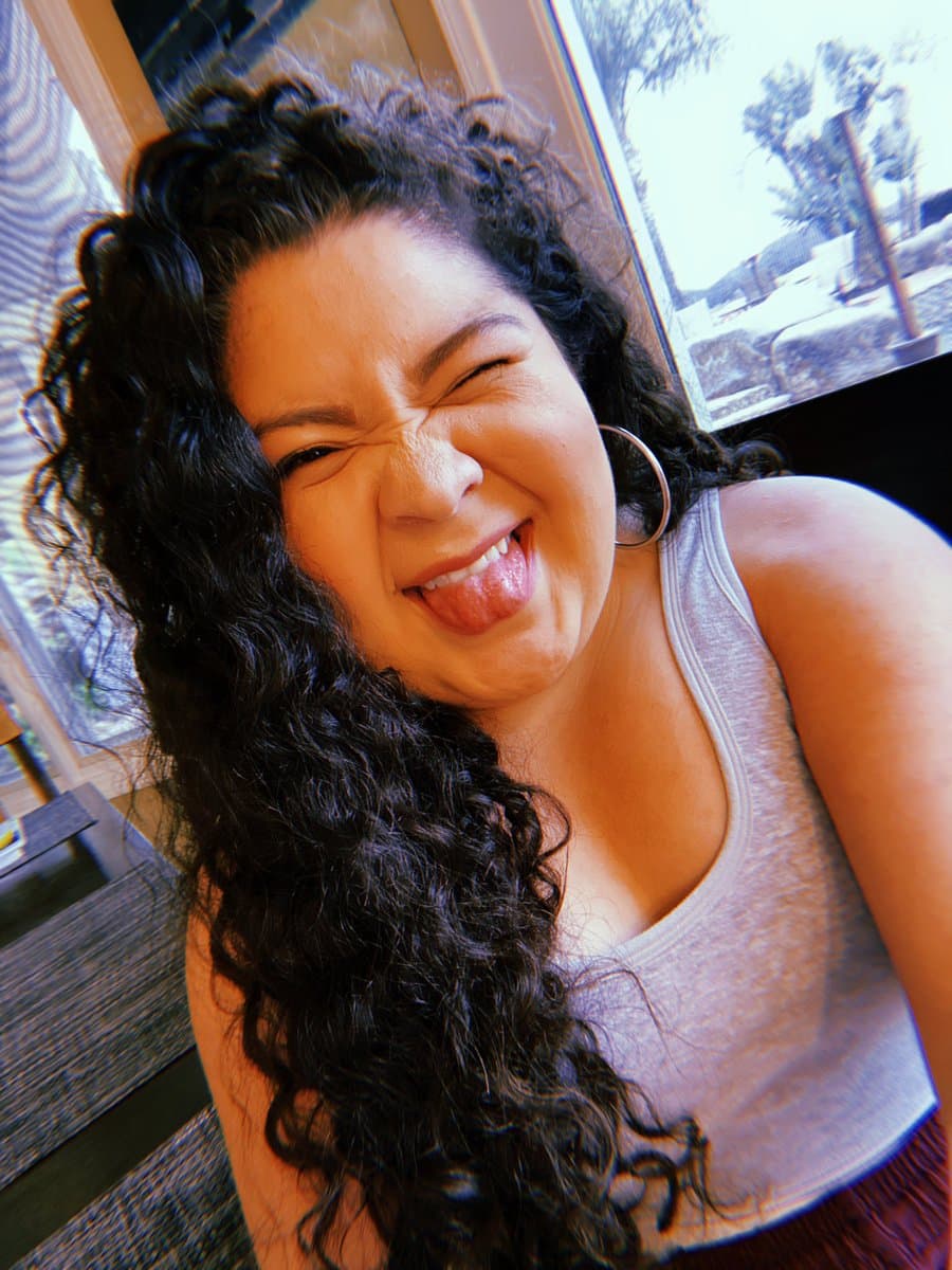 Raini Rodriguez Net Worth, Weight, Brother, Relationship, Wiki