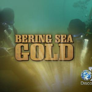 Who commits suicide on Bering Sea Gold?