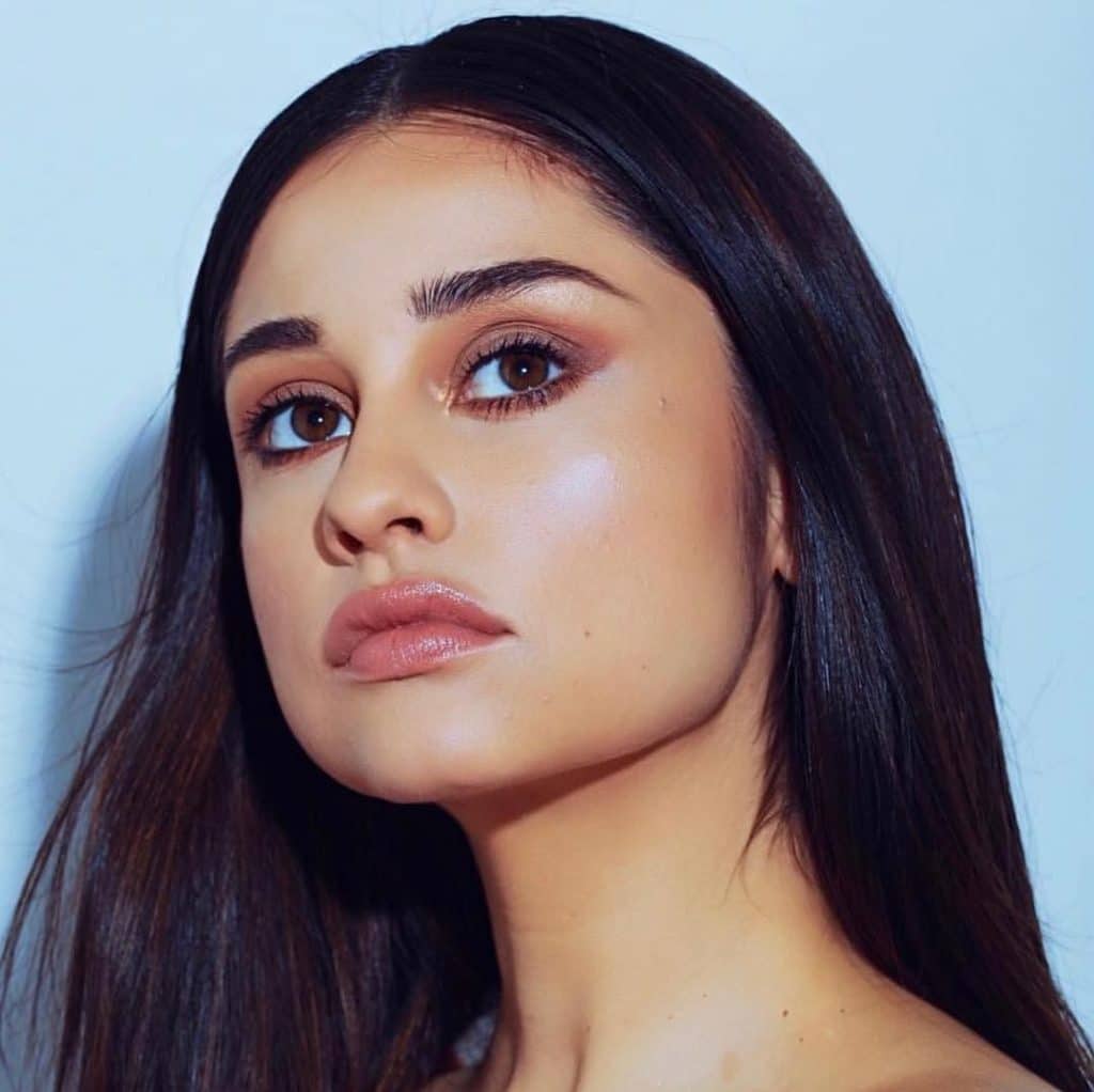 Who is Yvette Monreal? Age, Height, Boyfriend, Net Worth, Wiki