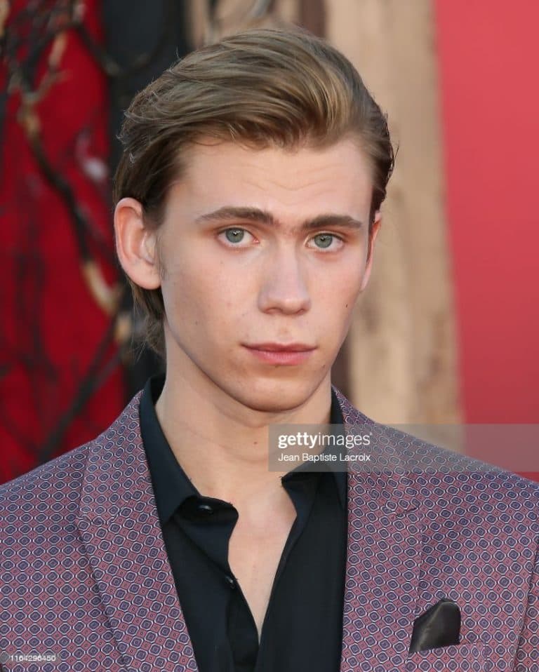All About Owen Teague from 'It' and 'Black Mirror': Net Worth, Wiki