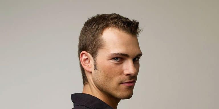 Actor Shawn Roberts’ Wiki: Net Worth, Wife, Height, Is He Gay?