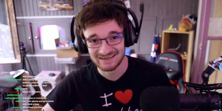 Who is YouTuber a6d? Real Name, Age, Net Worth, Girlfriend