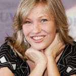 What happened to Joey Lauren Adams? Net Worth, Relationships
