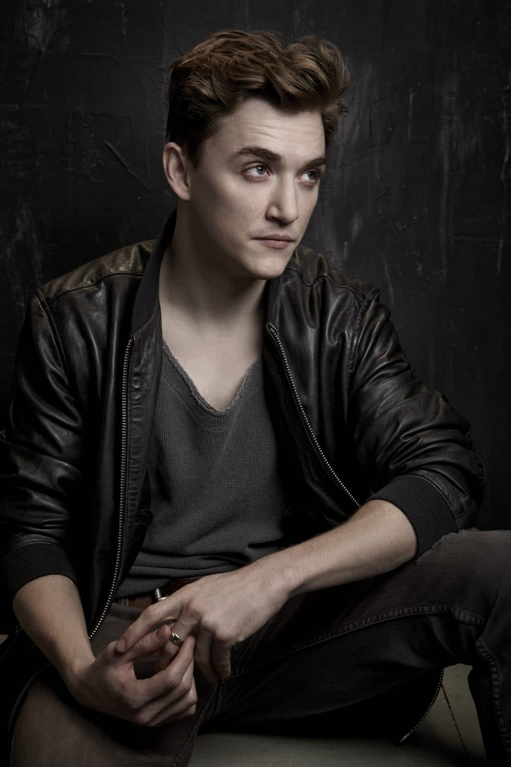 Kyle Gallner's Wiki: Wife, Net Worth, Height, Children, Biography