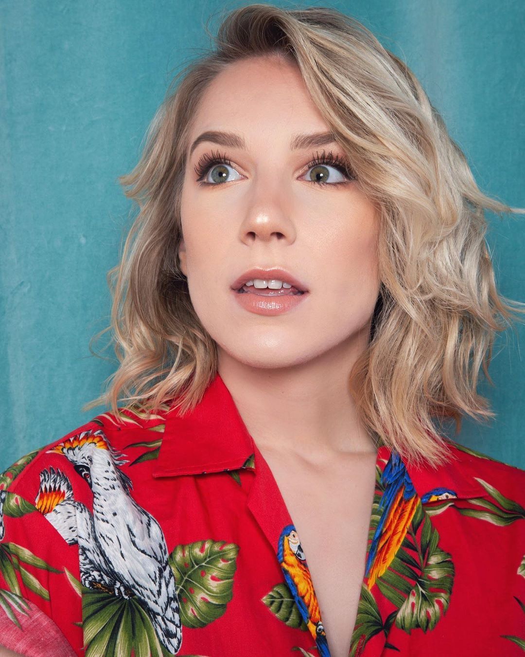 The Untold Truth About Smosh Courtney Miller: Age, Height, Wiki