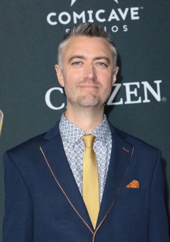Sean Gunn's Biography: Net Worth, Brother, Chest, Height, Age