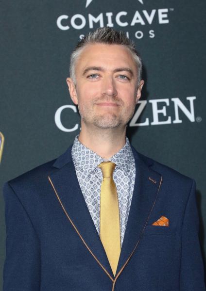 Sean Gunn's Biography: Net Worth, Brother, Chest, Height, Age