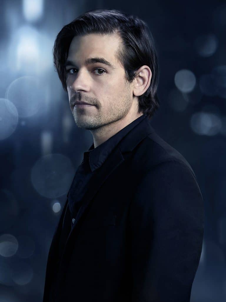 The Untold Truth About Rachel Brosnahan's Husband Jason Ralph