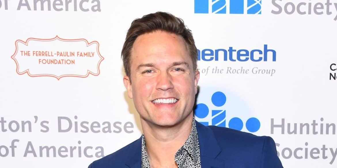 Scott Porter from Friday Night Lights: Wife, Net Worth, Height, Bio
