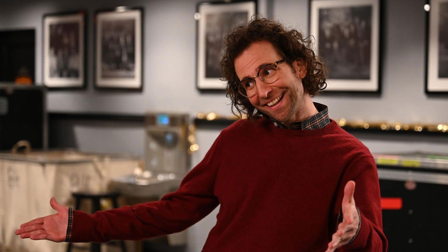 About Kyle Mooney (SNL): Wife, Net Worth, Age, Height, Bio