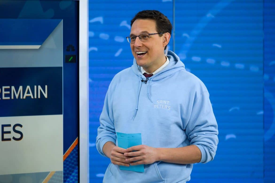 About Steve Kornacki (MSNBC): Husband, Salary, Surgery, Height