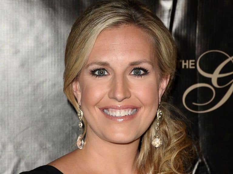 About Poppy Harlow (CNN): Age, Height, Husband, Kids, Salary,