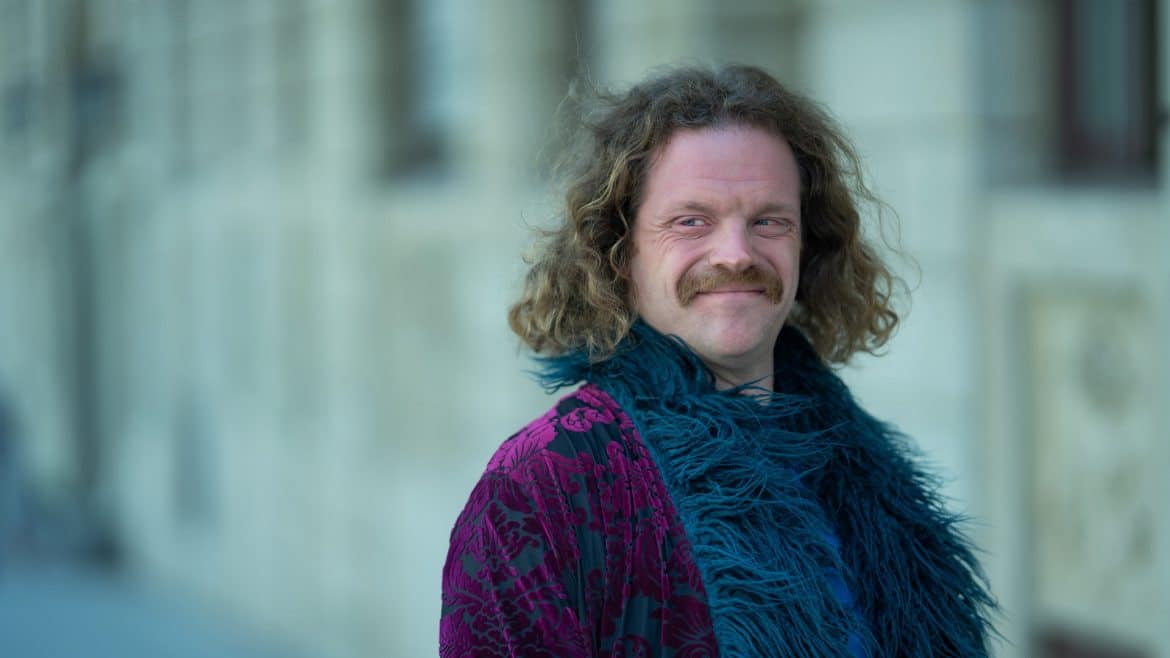 What is Alex Hooper doing today? What happened to him?